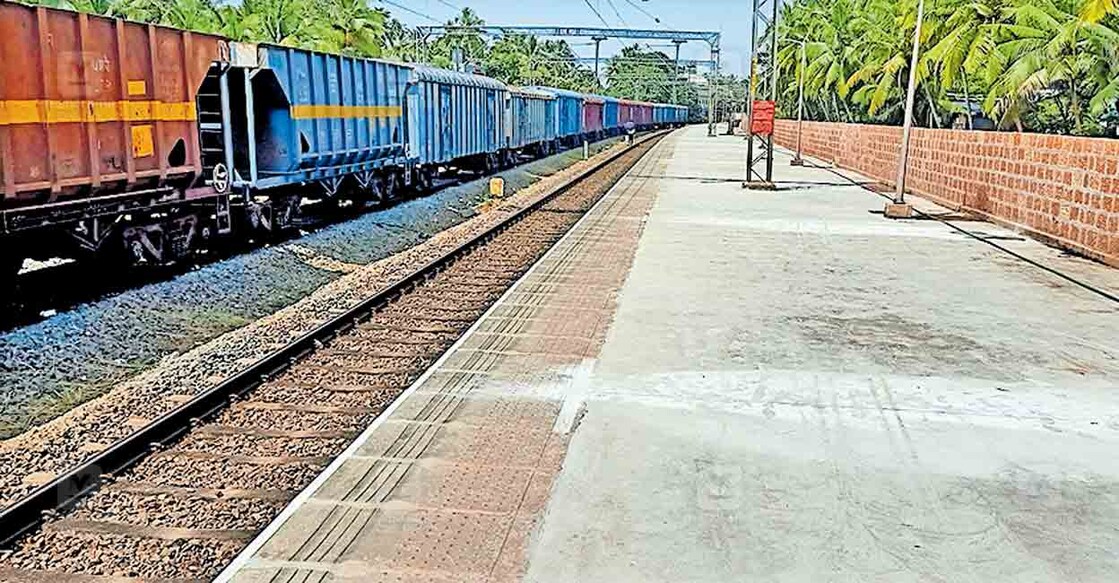 കടലുണ്ടി റെയിൽവേ സ്റ്റേഷനിൽ ഹൈ ലവൽ പ്ലാറ്റ്ഫോം | Kadalundi | Kadalundi ...