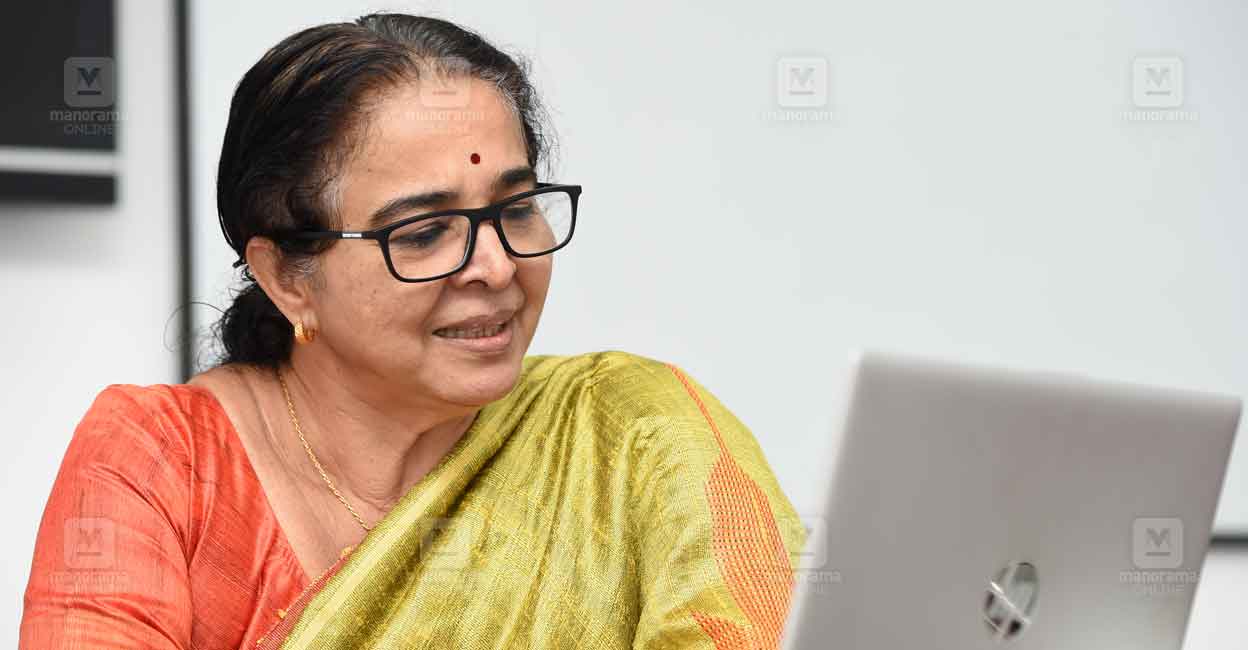 വരൂ, അനുഭവങ്ങളുടെ രുചിയറിഞ്ഞ് മടങ്ങാം - Beena Philip about Manorama ...