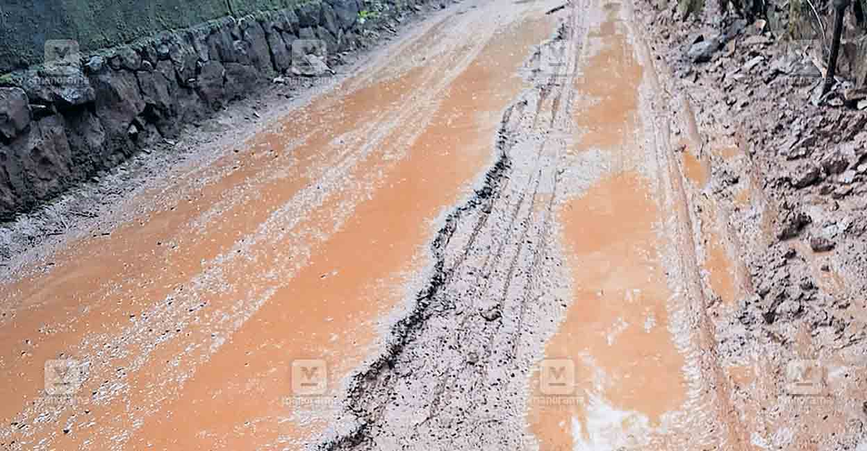 ജലജീവൻ പദ്ധതിക്കായ് റോഡുകൾ കുത്തിപ്പൊളിച്ചു; ദുരിത യാത്ര