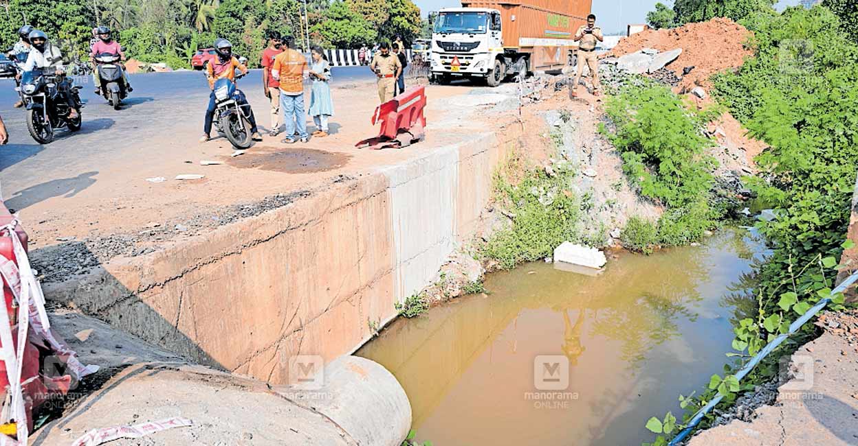 മകൾക്ക് സമ്മാനം കിട്ടിയതറിഞ്ഞ സന്തോഷം നീണ്ടുനിന്നില്ല; രഞ്ജിത്തിന്റെ ...