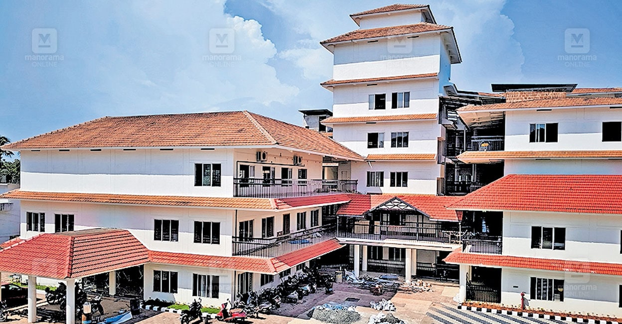 വടകര നഗരസഭ ഓഫിസ് സമുച്ചയം ഉദ്ഘാടനം 30ന് | Vadakara | Municipal ...