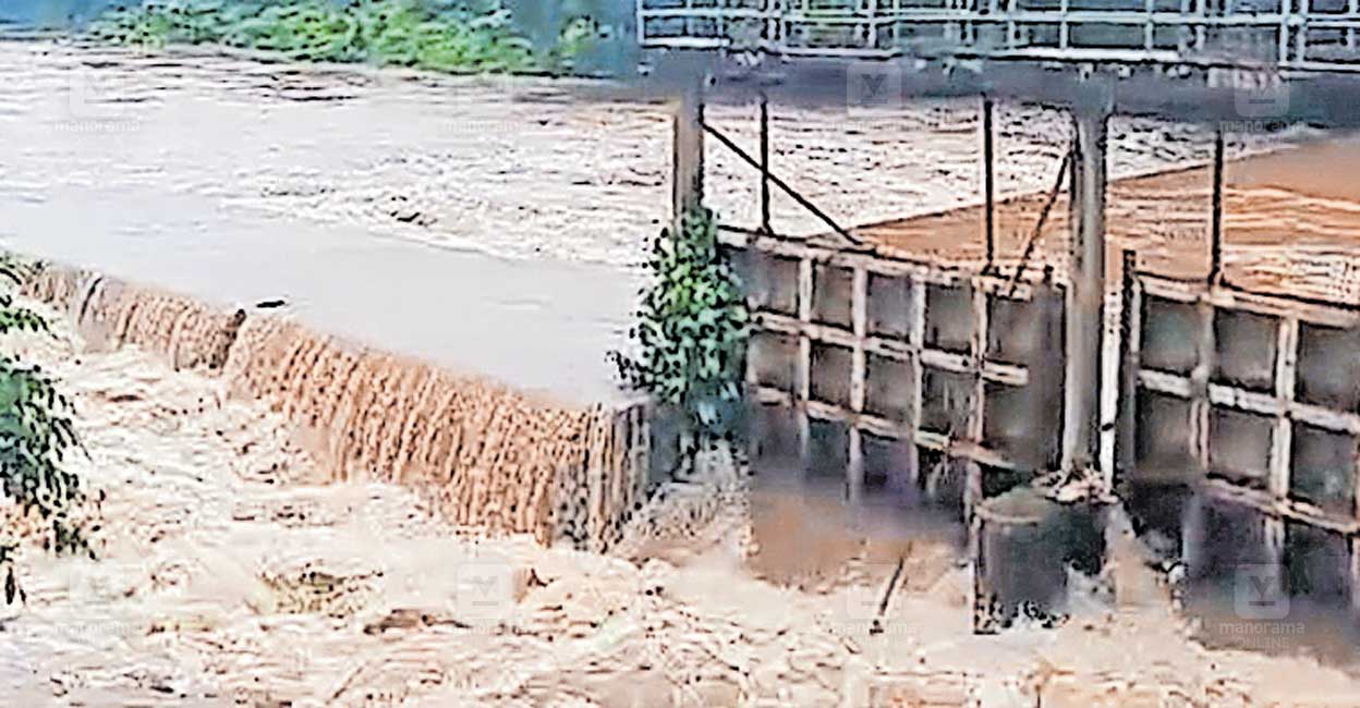 വീണ്ടും ഭീതിയുടെ മലവെള്ളപ്പാച്ചിൽ; പുഴയോര വാസികൾ ഭീതിയിൽ | Nadapuram ...