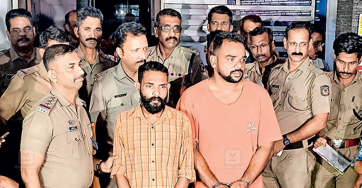 വീട്ടിലേക്ക് ഇനി വിജിൽ തിരിച്ചെത്തില്ല; എല്ലുകൾ എടുത്ത് കടലിൽ ഒഴുക്കി ...