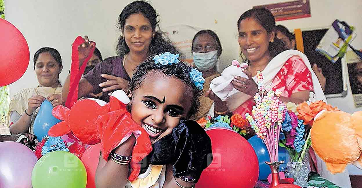 അങ്കണങ്ങൾ ഇനി വാടികളാകും | Kerala School Full Classes Opening | Kerala ...