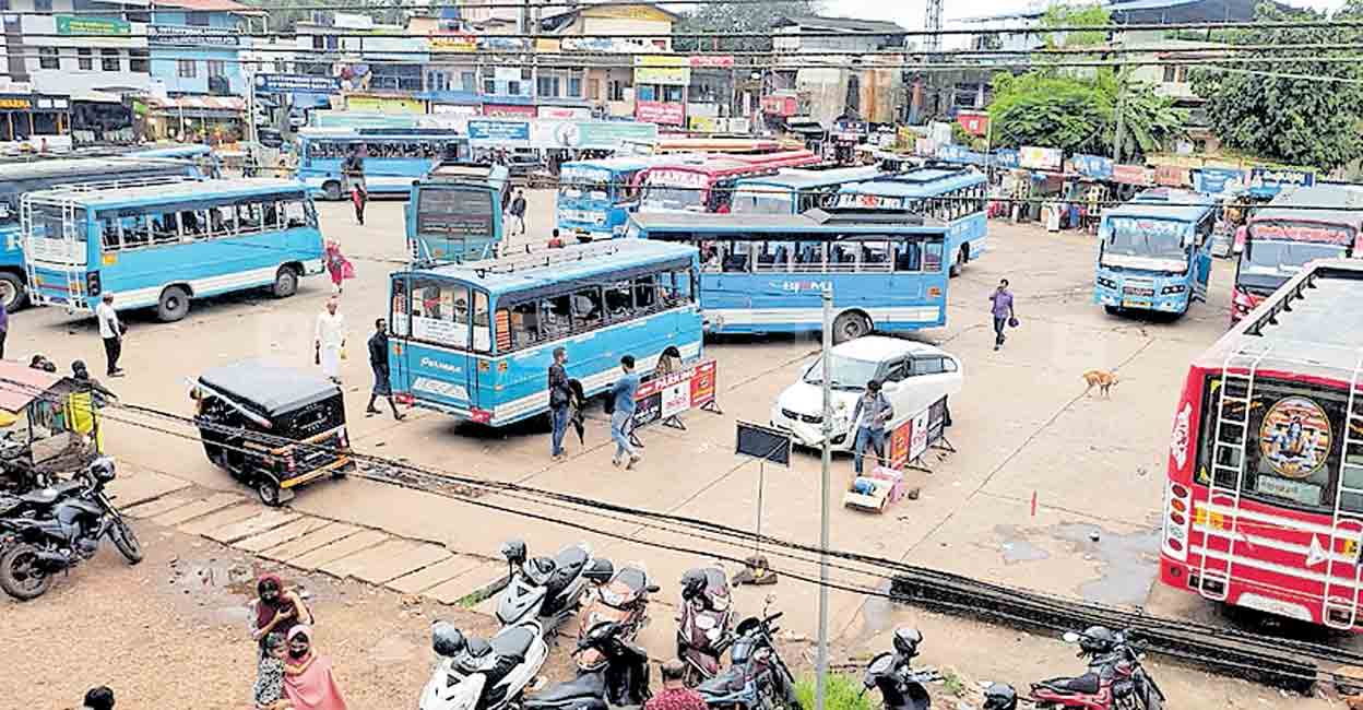 കുറ്റിപ്പുറം ബസ് സ്റ്റാൻഡിന് വികസന പദ്ധതികൾ സ്വപ്നം മാത്രം
