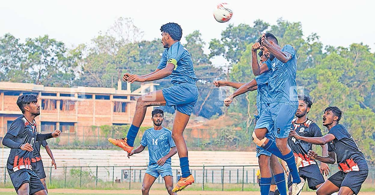 സർവകലാശാലാ ഫുട്ബോൾ; ദക്ഷിണേന്ത്യയിൽ നിന്ന് എംജി, കണ്ണൂർ, കേരള മാത്രം