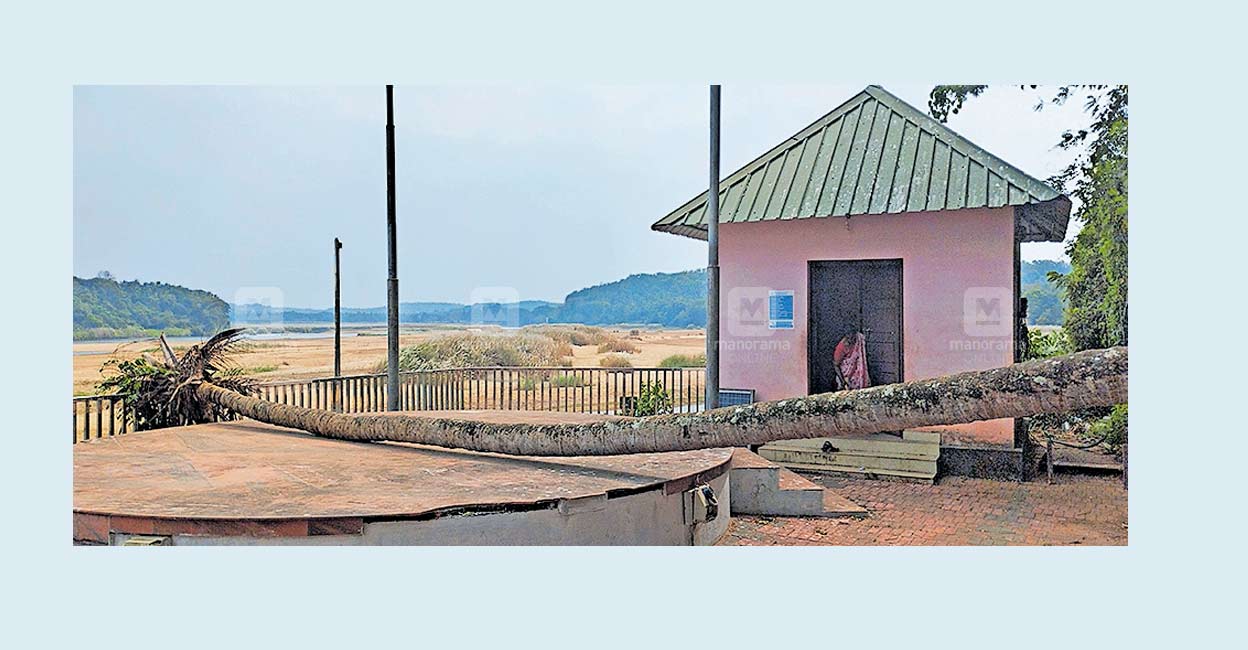 ലക്ഷ്യം കാണാതെ നിളയോര ടൂറിസം പദ്ധതികൾ