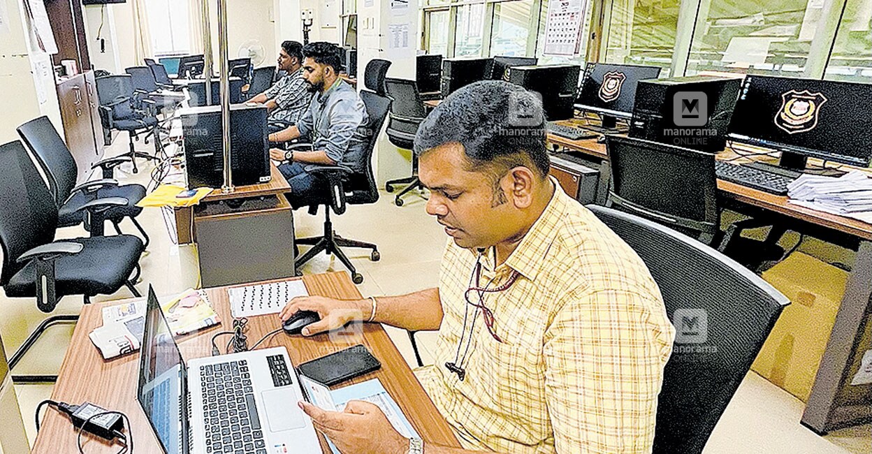 നിർമിതബുദ്ധി പിടികൂടും; മനുഷ്യബുദ്ധി പിഴയിടും | AI Traffic Camera ...