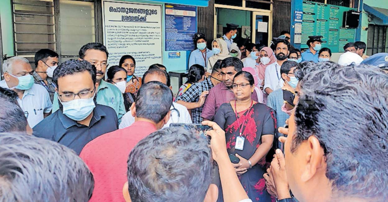 ഡോക്ടർമാരുടെ പണിമുടക്ക്; രോഗികൾ പ്രകോപിതരായി | Vandana Murder Case In Malayalam | Transfer Of ...