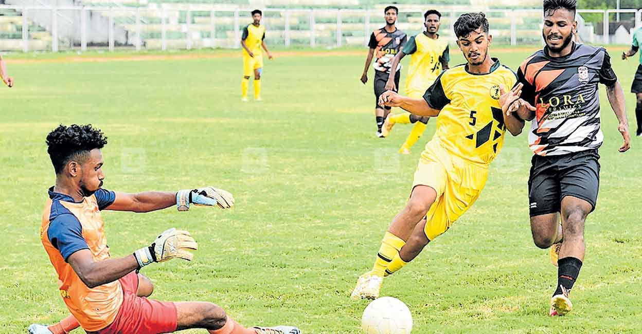 ഇരട്ട ഗോളുകളുമായി ക്യാപ്റ്റൻമാർ; പോരാട്ടത്തിൽ എംഇഎസിനു ജയം