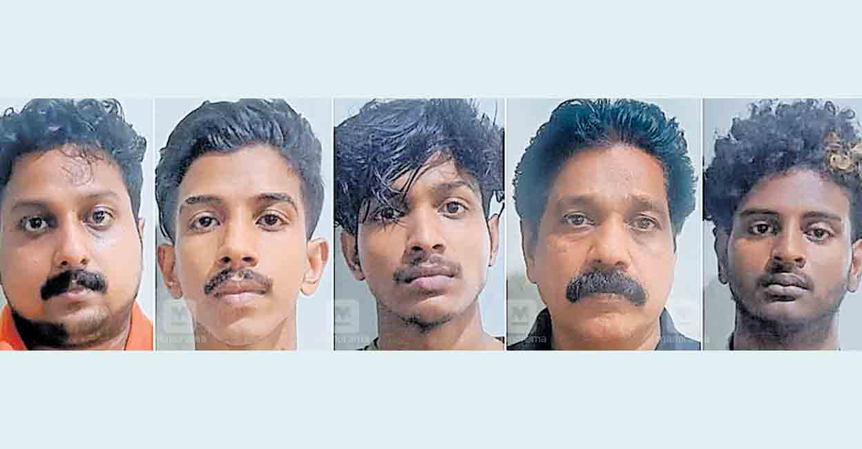‘ഞങ്ങളല്ല ഇത് ചെയ്തത്..സത്യമാണ്’: തുവ്വൂരിൽ തെളിവെടുപ്പിനിടെ ...