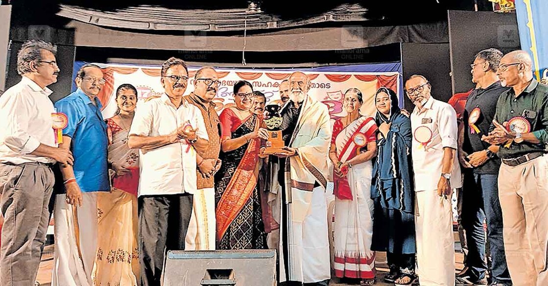 ആക്ട് പുരസ്കാരം ടി.ജി.രവിക്ക് സമ്മാനിച്ചു | T.G. Ravi | Act Tirur Award ...