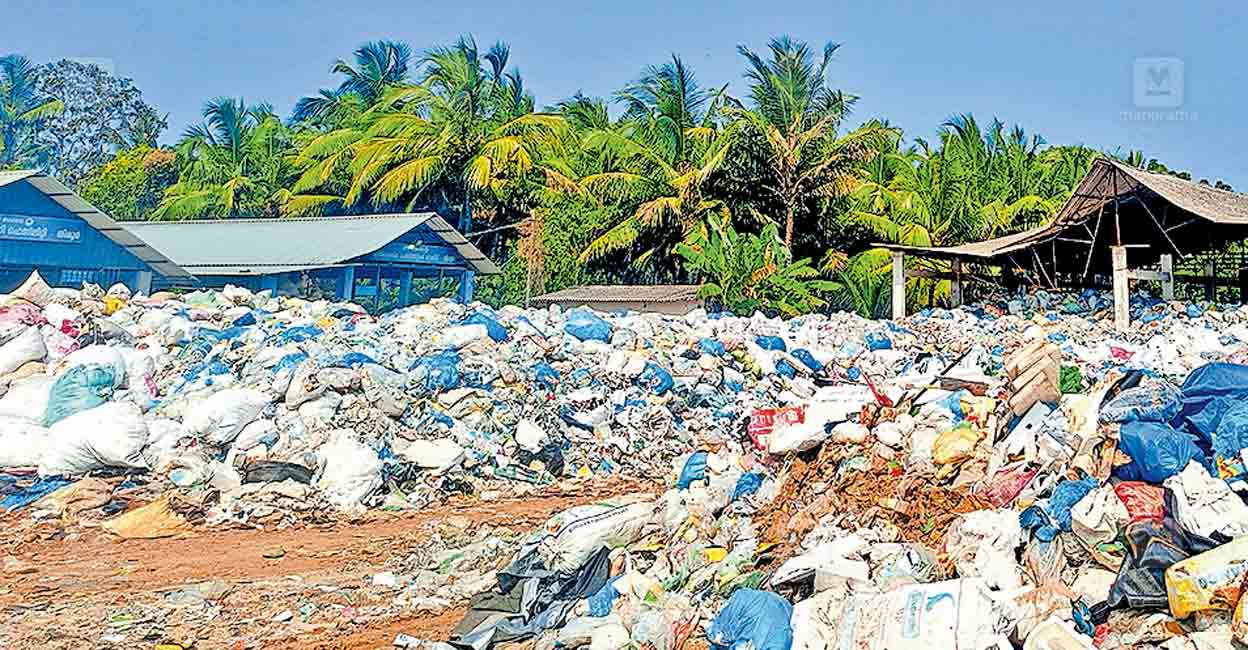 മാലിന്യസംസ്കരണ കേന്ദ്രത്തിന്റെ പ്രവർത്തനത്തിൽ ആക്ഷേപം; ‘ഭരണപക്ഷത്തിന്റെ ...
