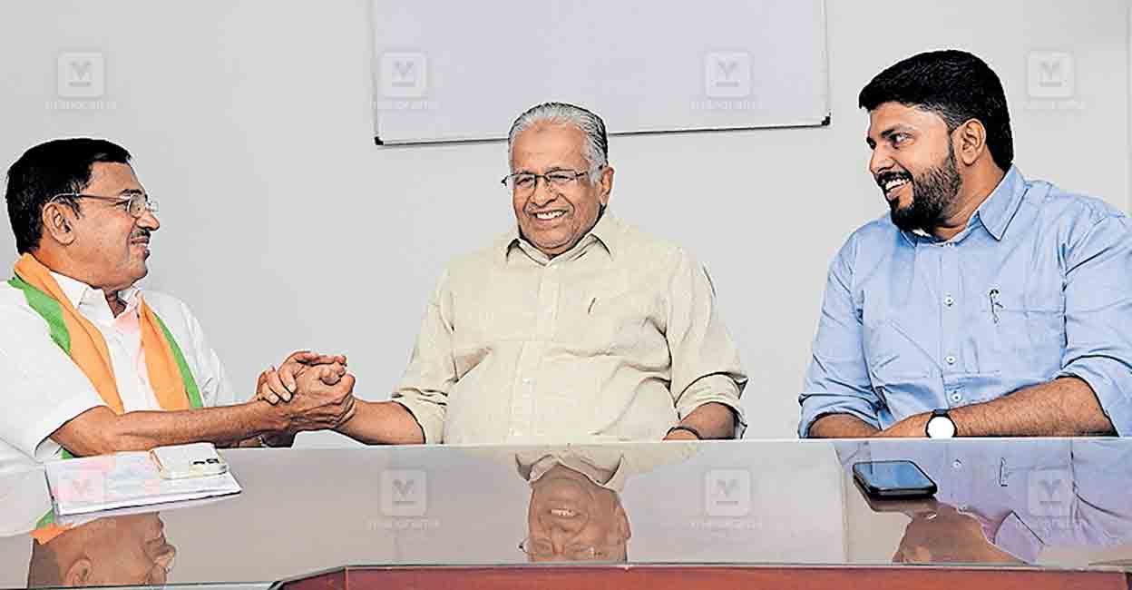 പരുക്കൻ അടവില്ല, ഇത് കരുതൽ കിക്ക് | Malappuram Lok Sabha constituency ...