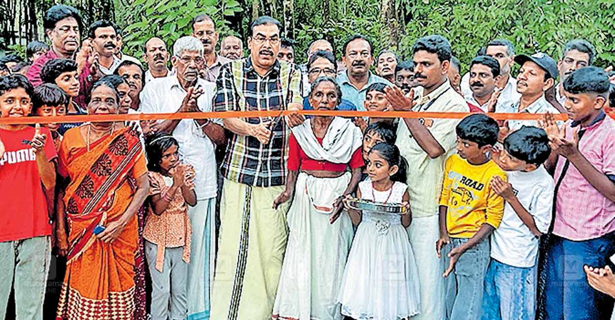 എടവണ്ണയിൽ റോഡുകളും നടപ്പാതകളും തുറന്നു | Road Inauguration Kerala | PK ...