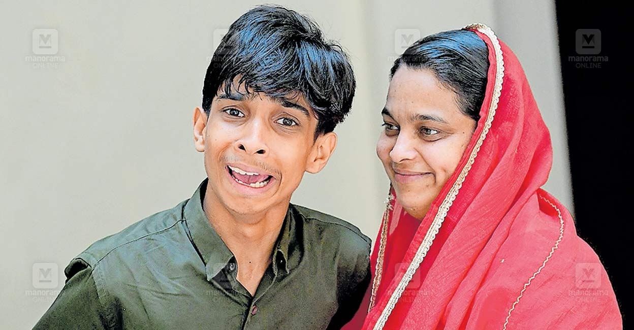 കിങ് മേക്കർ; ഷക്കീല ആഗ്രഹിച്ച ഒന്നാം സ്ഥാനം മകൻ ഷിഫിൻ റോണഖ് നേടി ...