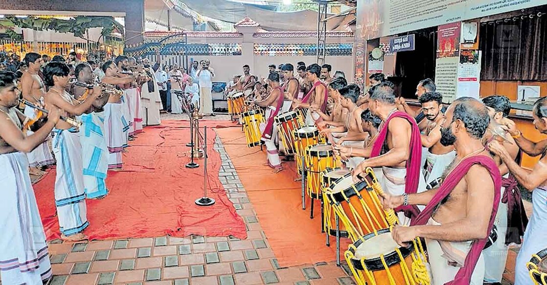 തൃക്കാർത്തിക വിളക്കുത്സവത്തിന് ഒരുങ്ങി കാടാമ്പുഴ ക്ഷേത്രം | Kadampuzha ...