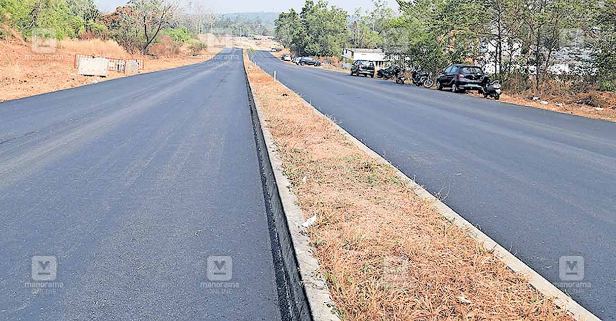 കെട്ടിട സമുച്ചയം പദ്ധതിക്ക് തിരിച്ചടി; ക്യാംപസിലേക്കുള്ള റോഡ് ദേശീയപാതയിൽ മുട്ടില്ല | Calicut ...