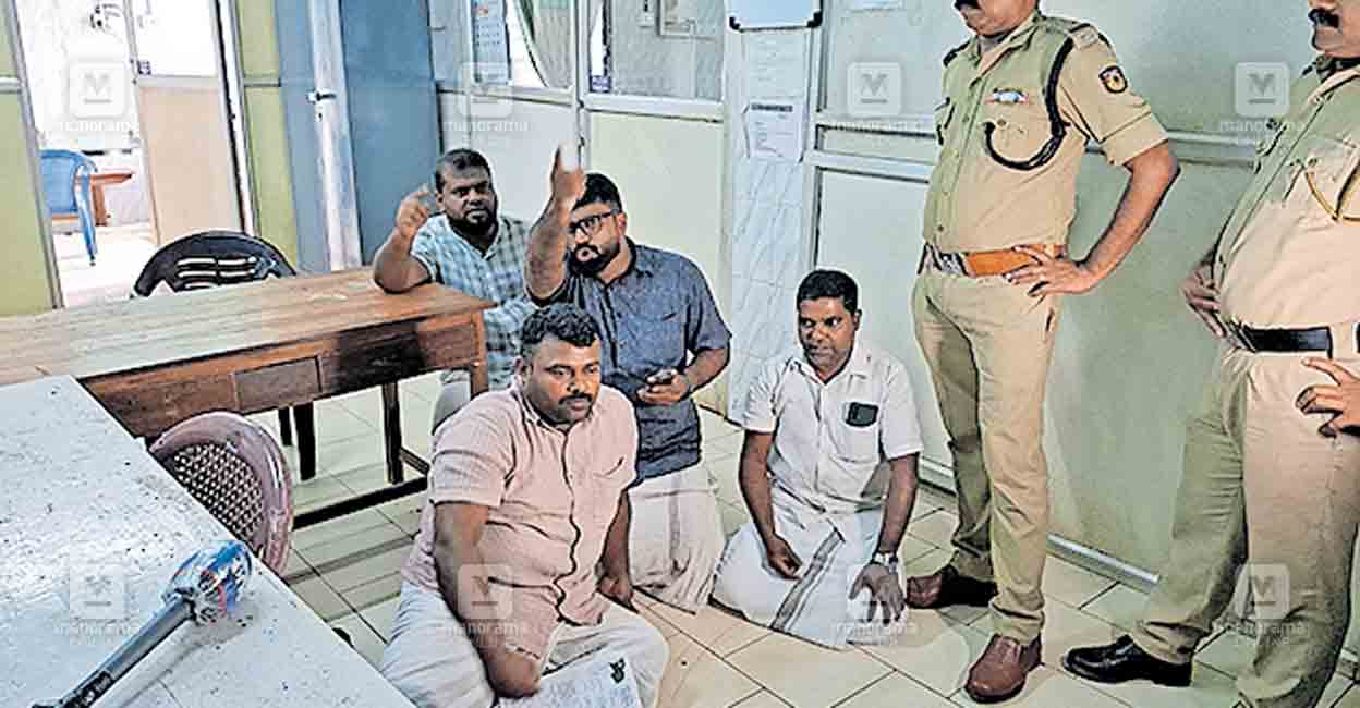 ചികിത്സ നൽകിയില്ലെന്ന് പരാതി: ഡോക്ടർക്കെതിരെ അന്വേഷണം | hospital ...