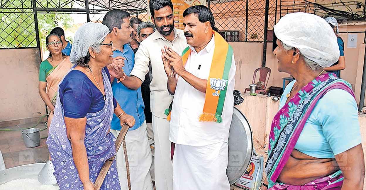 ജനങ്ങളുടെ കോടതിക്കു മുൻപിൽ സൗമ്യനായി മോഹൻ ജോർജ് വക്കീൽ | Nilambur ...