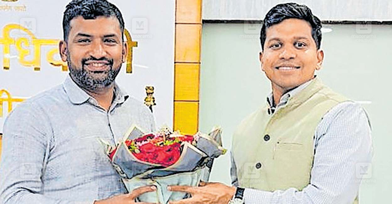 മഹാരാഷ്ട്രയിലെ ബീഡ് ജില്ലയുടെ ഭരണചക്രം തിരിക്കുന്നതു ‘മലപ്പുറം ബ്രോസ് ...