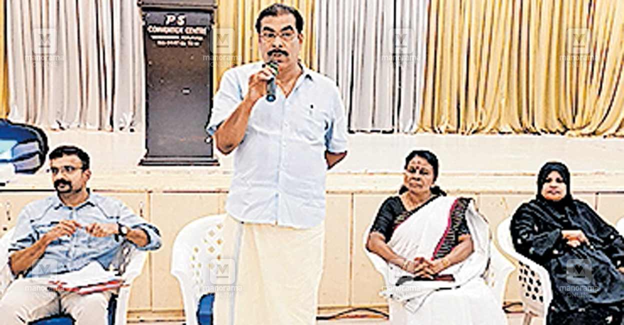 ഏറനാട് മണ്ഡലത്തിലെ വന്യജീവി പ്രശ്നം: ഹാങ്ങിങ് ഫെൻസിങ് വ്യാപിപ്പിക്കാ ...