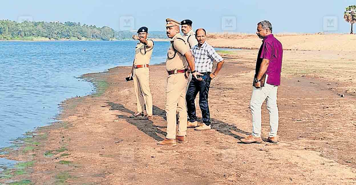 കേരള കുംഭമേള: താൽക്കാലിക നിർമാണം വീണ്ടും ആരംഭിച്ചു | Kerala Kumbh Mela ...