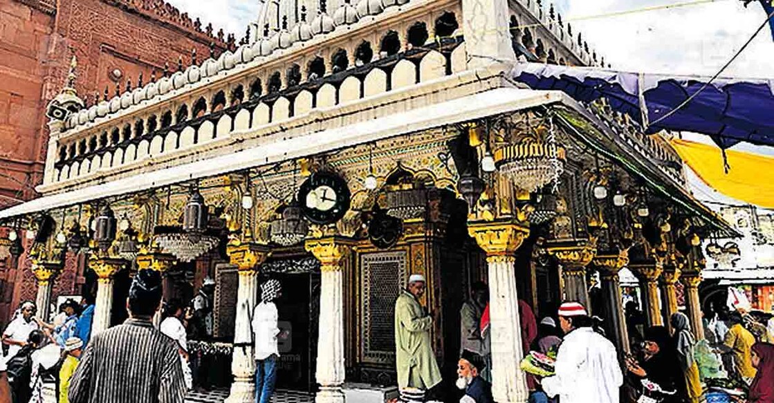 സുൽത്താനെ തോൽപിച്ച വിശുദ്ധൻ | Nizamuddin Dargah | Delhi | Sufi Shrine ...