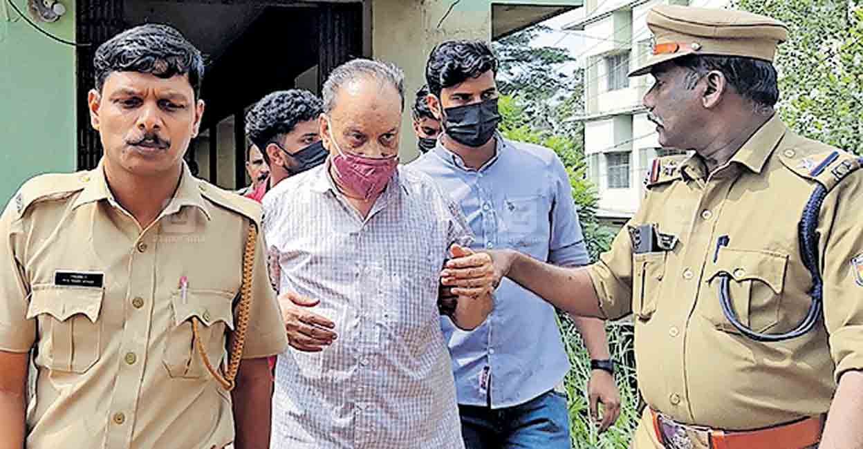 മധുവിന്റെ അമ്മയ്ക്ക് ഭീഷണി: പ്രതി കീഴടങ്ങി | Madhu Murder Case | മധു ...