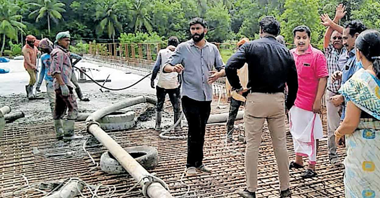 കുതിരവഴിപ്പാലം നിർമാണം: കോൺക്രീറ്റ് പണി തീരുന്നു