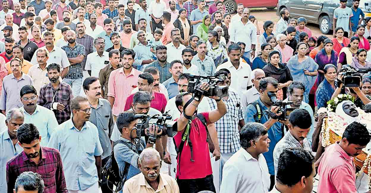 കുസാറ്റ് ദുരന്തത്തിൽ മരിച്ച ആൽബിൻ ജോസഫിന് യാത്രാമൊഴി | Cusat Stampede ...