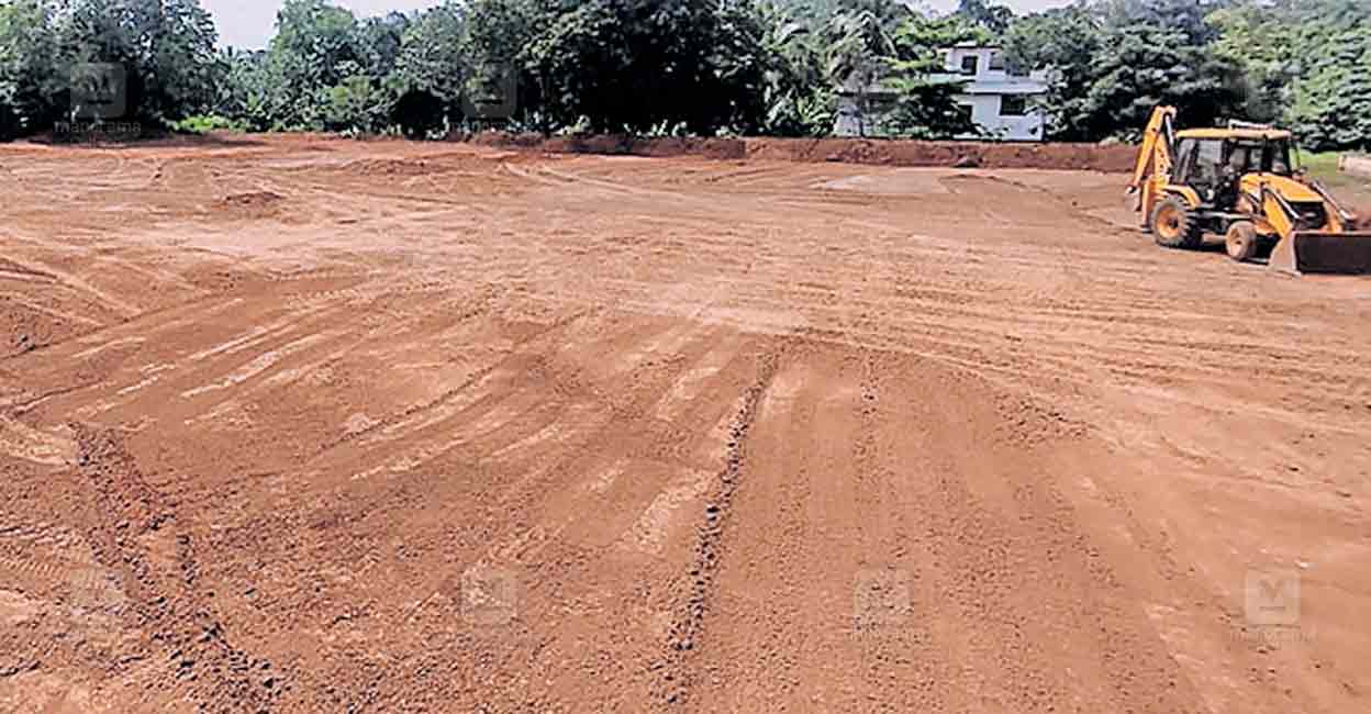 കണ്ണംകുണ്ട് മിനി സ്റ്റേഡിയം നവീകരണ പ്രവൃത്തികൾ പുരോഗമിക്കുന്നു ...