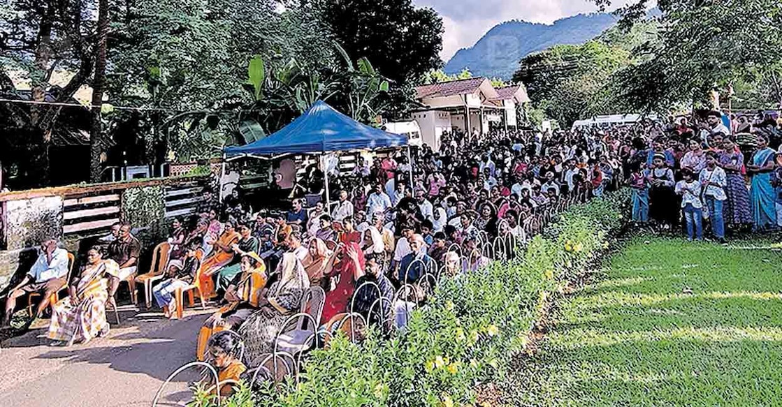 ഓണാവധി: സന്ദർശകത്തിരക്കിൽ വീർപ്പുമുട്ടി നെല്ലിയാമ്പതിയും പോത്തുണ്ടിയും ...