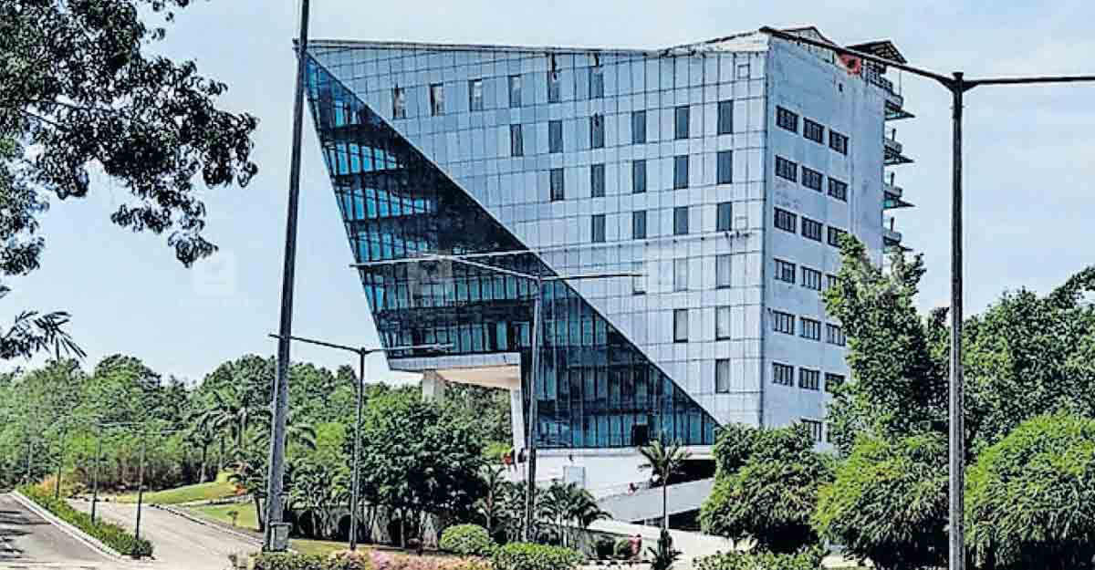 ടെക്നോ ലോഡ്ജ് എവിടെ? കുണ്ടറ ടെക്നോപാർക്കിനെ കൈവിട്ടു; പുതിയവ സ്ഥാപിക്കാ ...