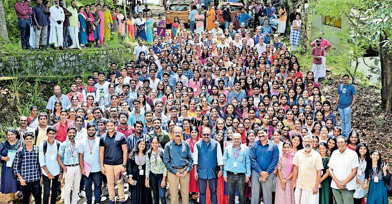 എ പ്ലസ് വിജയത്തിന് മനോരമയുടെ ആദരം