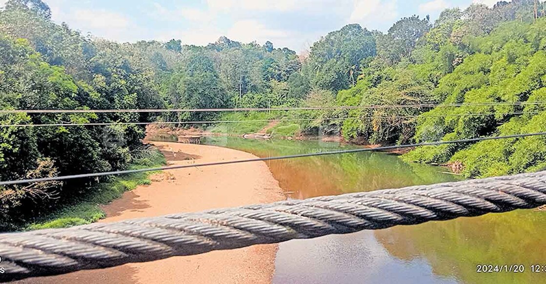 മണിമലയാർ വറ്റുന്നു; നാട് ജലക്ഷാമത്തിലേക്ക്