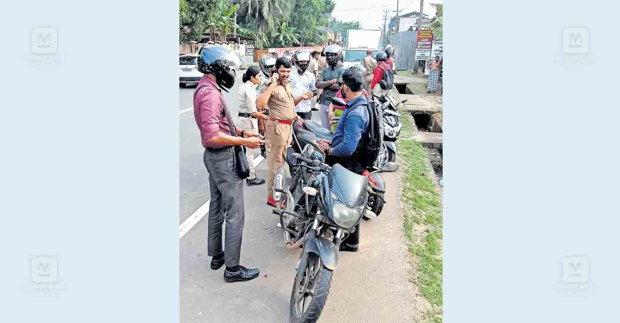 കുളനട മാന്തുകയിൽ വാഹന വകുപ്പ് പരിശോധന; 60 വാഹനങ്ങൾക്ക് പിഴ | Pantalam | Kulanaadu Maanthukayi ...