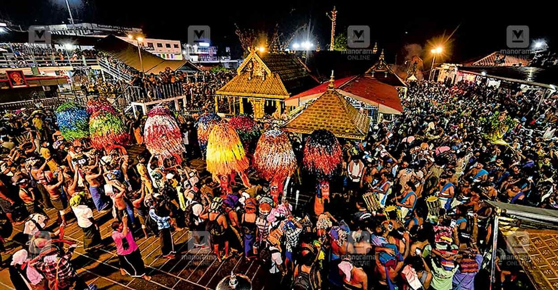 ശരണം വിളികളാൽ നിറഞ്ഞ് പമ്പയും സന്നിധാനവും; നാളെ തങ്ക അങ്കി ചാർത്തി ...