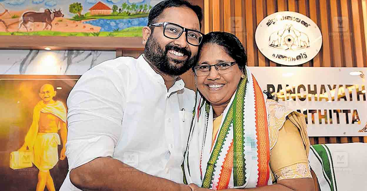 പത്തനംതിട്ട ജില്ലാ പഞ്ചായത്ത്: ദീനാമ്മ റോയ് പ്രസിഡന്റ്, അനീഷ് ...