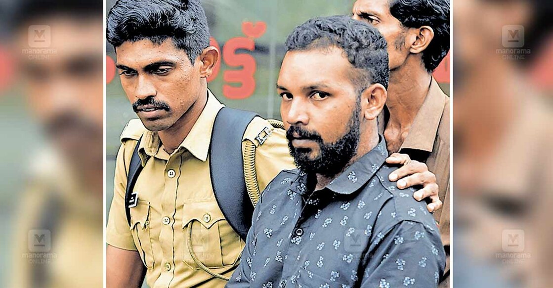 കൂടെ ഇറങ്ങിവരണമെന്നാവശ്യം; 17 വയസ്സുകാരിയെ പെട്രോളൊഴിച്ചു കത്തിച്ച് ...