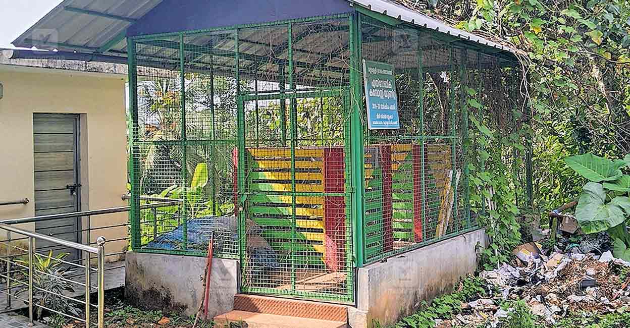 സംസ്കരണശാലയുണ്ട്; മാലിന്യം ഇപ്പോഴും വഴിയരികിൽത്തന്നെ | Waste Management ...