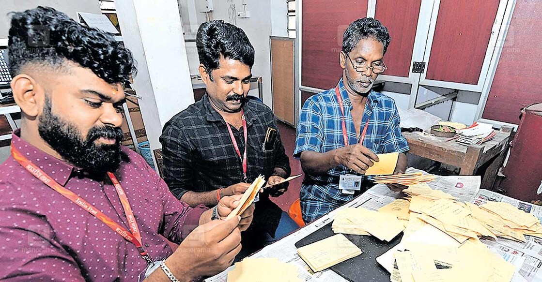 അയ്യപ്പന്റെ മുദ്രയുള്ള പോസ്റ്റ് കാർഡുകൾ കിട്ടാനില്ലാതെ പുതുവർഷത്തി ...