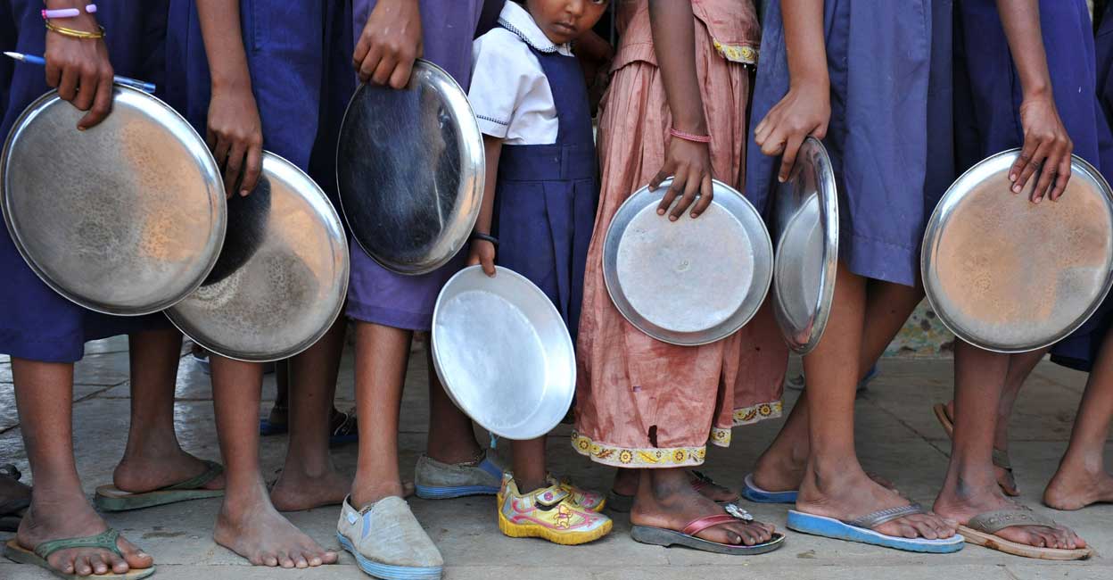 ചിക്കൻ ബിരിയാണി വെജ് ബിരിയാണിയായി; എന്നിട്ടും വിദ്യാലയങ്ങളിൽ ഭക്ഷണ ...