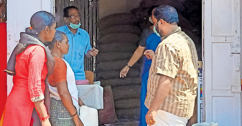 സൗജന്യ കിറ്റ് വിതരണം നാളെ തുടങ്ങിയേക്കും | kerala free ration kit ...