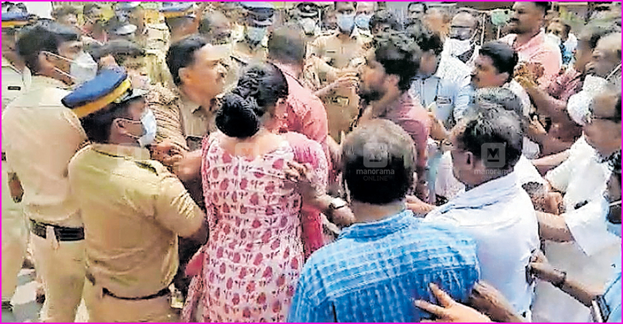 സിൽവർ ലൈൻ : കല്ലുമായി ഉദ്യോഗസ്ഥർ; പ്രതിഷേധം, പൊലീസ് അതിക്രമം | Silver ...