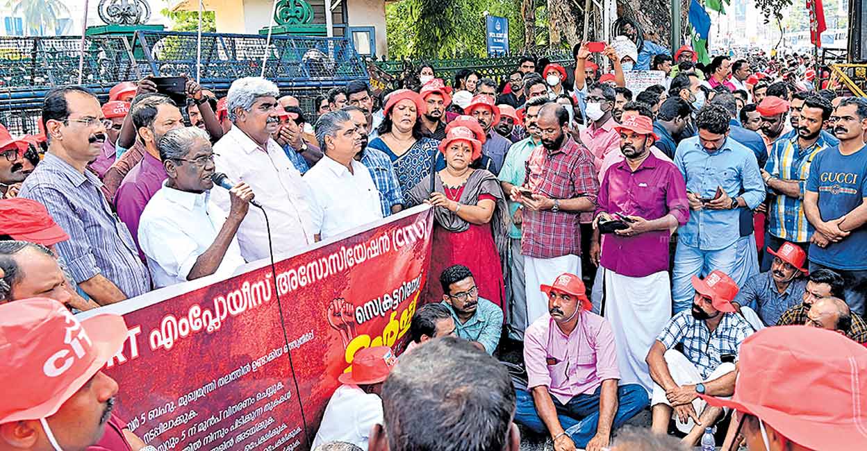മന്ത്രിയുടെ വാക്കിന് എന്തു വില? : ആനത്തലവട്ടം