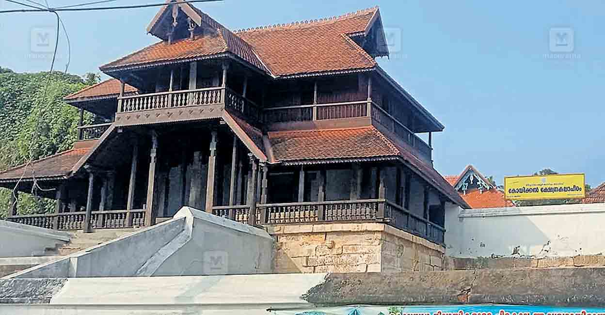 ആറ്റിങ്ങൽ കൊട്ടാരം മുഖമണ്ഡപം നവീകരണം ഇഴയുന്നു