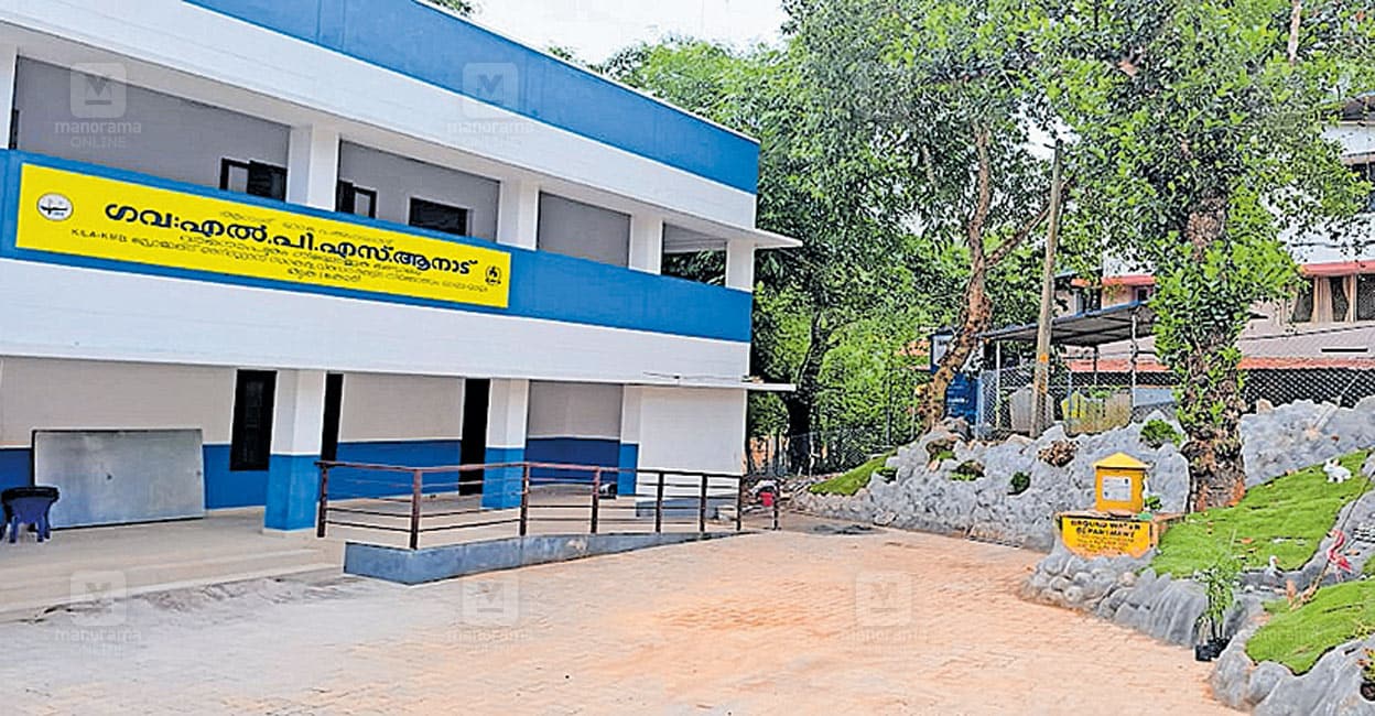 നവാഗതരെ സ്വാഗതം ചെയ്യാൻ സ്കൂളുകൾ ഒരുങ്ങി