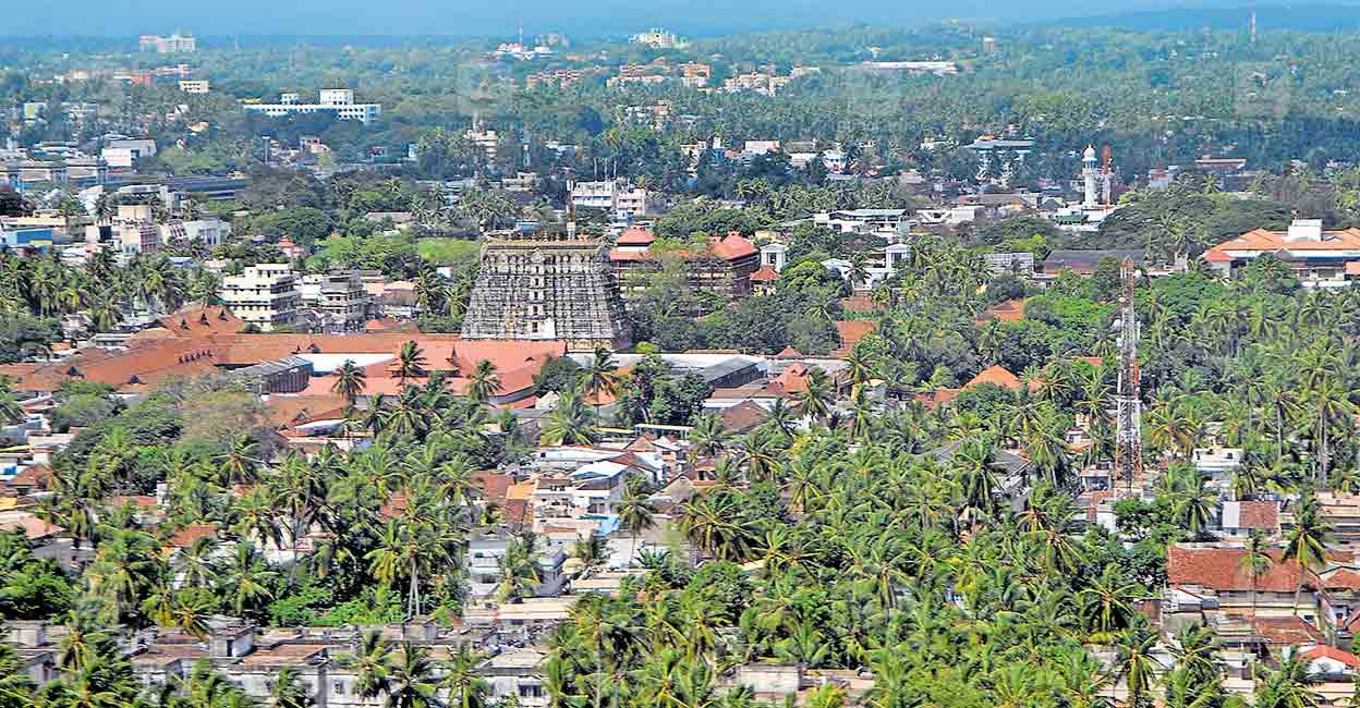തലയെടുപ്പോടെ... ഏഴരപ്പതിറ്റാണ്ട്; തിരുവനന്തപുരം ഉൾപ്പെടെ നാലു ജില്ലക ...