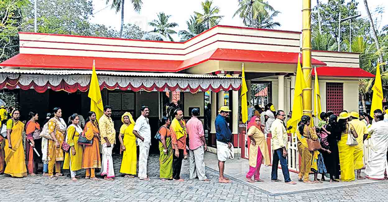 ശിവഗിരി തീർഥാടനം: ചെമ്പഴന്തി ഗുരുകുലത്തിൽ തീർഥാടകരുടെ വൻതിരക്ക് ...